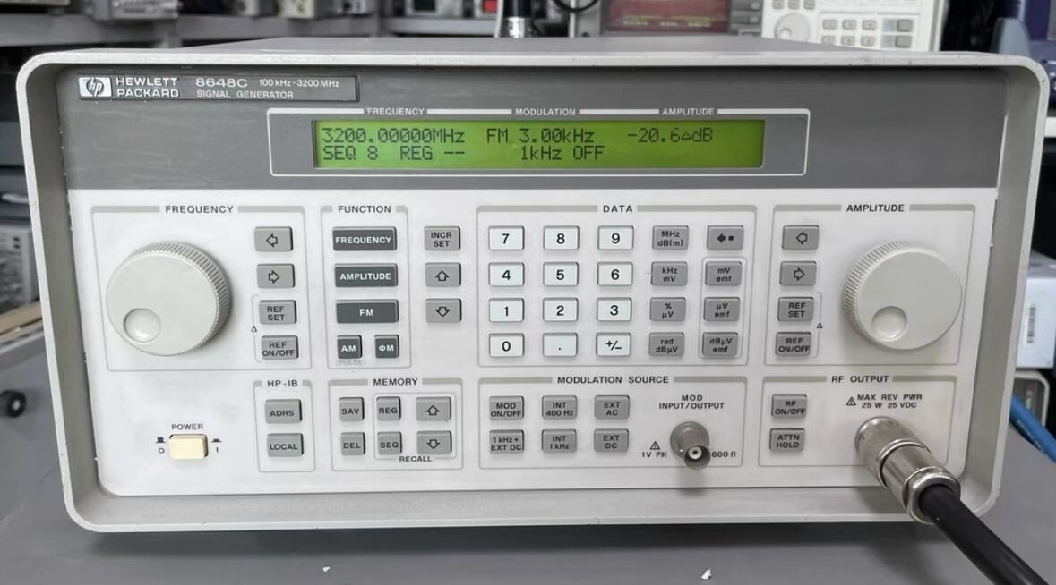 Keysight Agilent 8648C Synthesized Signal Generator 9KHz To 3200 MHz ...