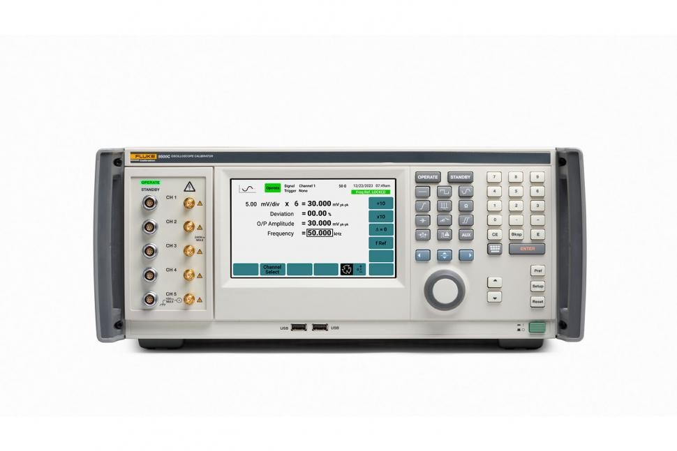 Fluke 9500C Oscilloscope Multi Function Calibrator Durable Fully Automated